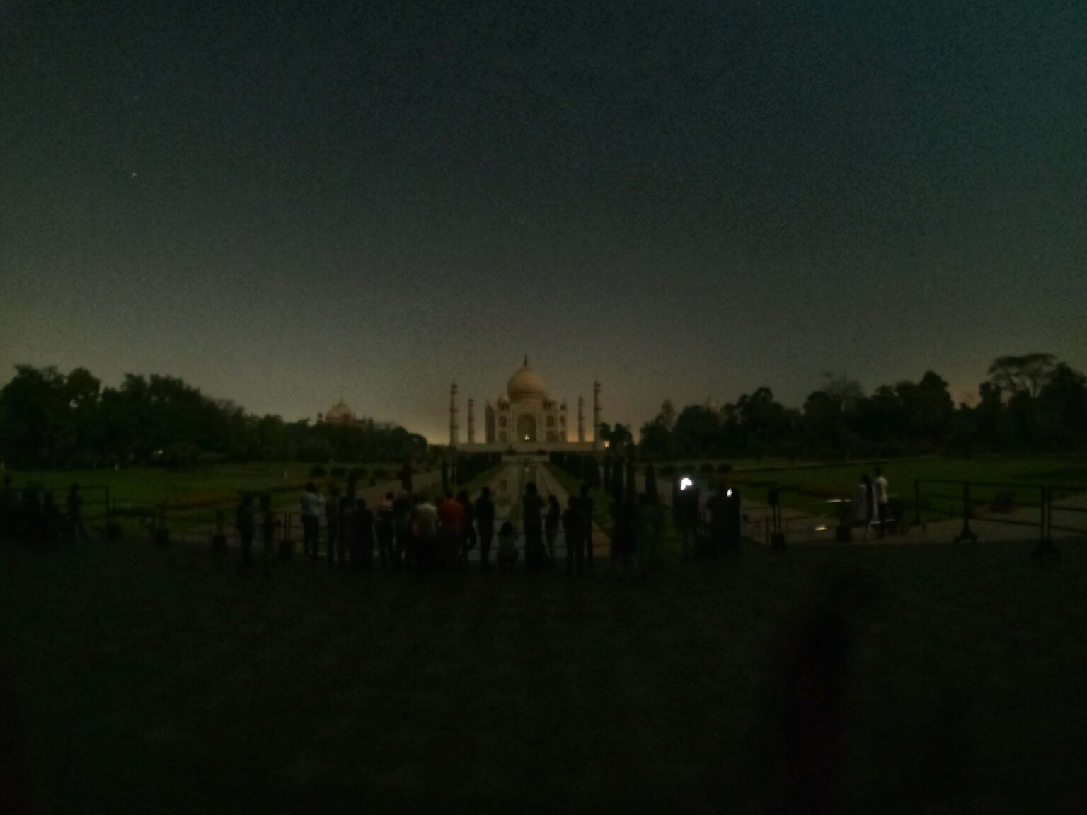 How to View the Taj Mahal at Night - Complete Guide(2025)