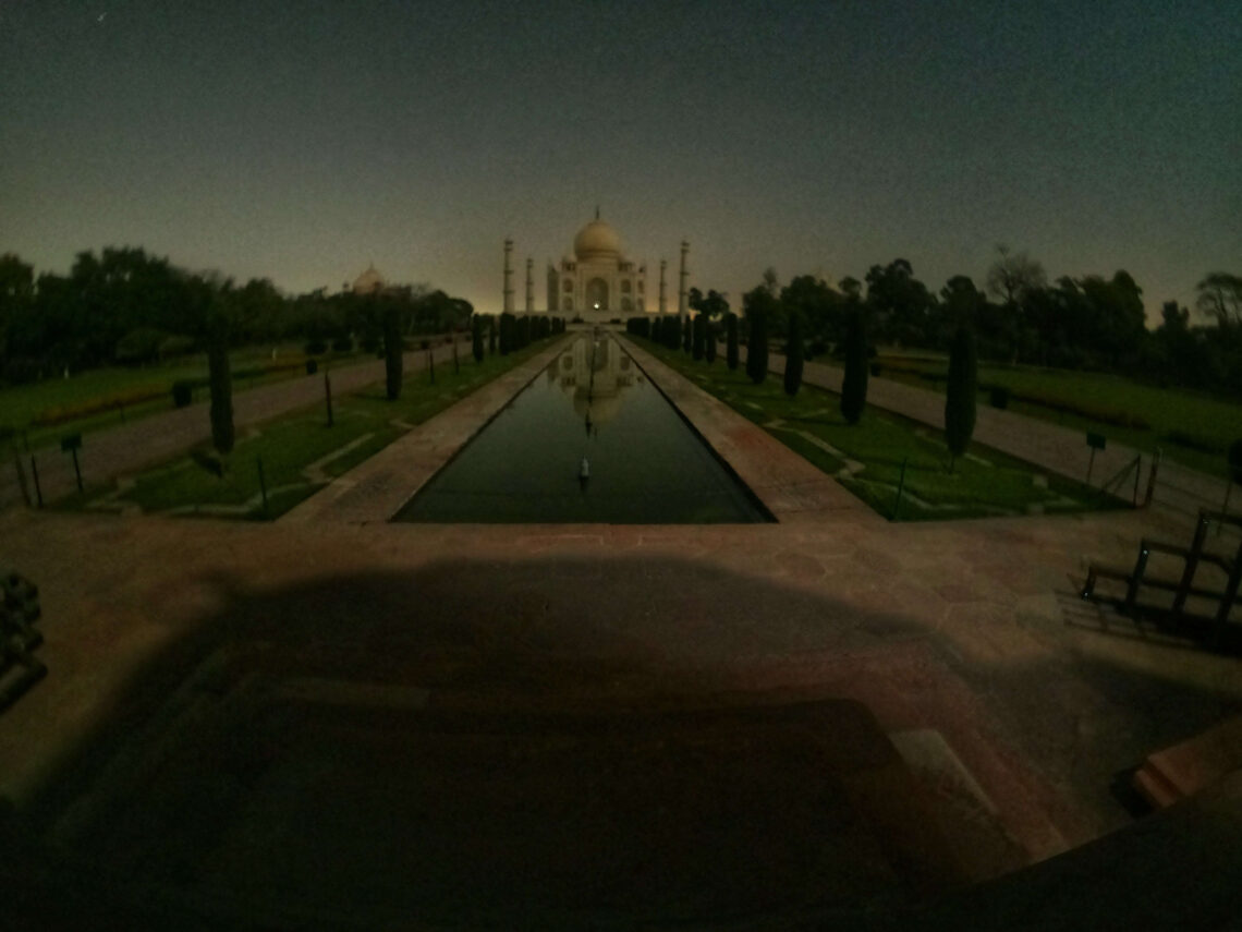 How to View the Taj Mahal at Night - Complete Guide(2025)